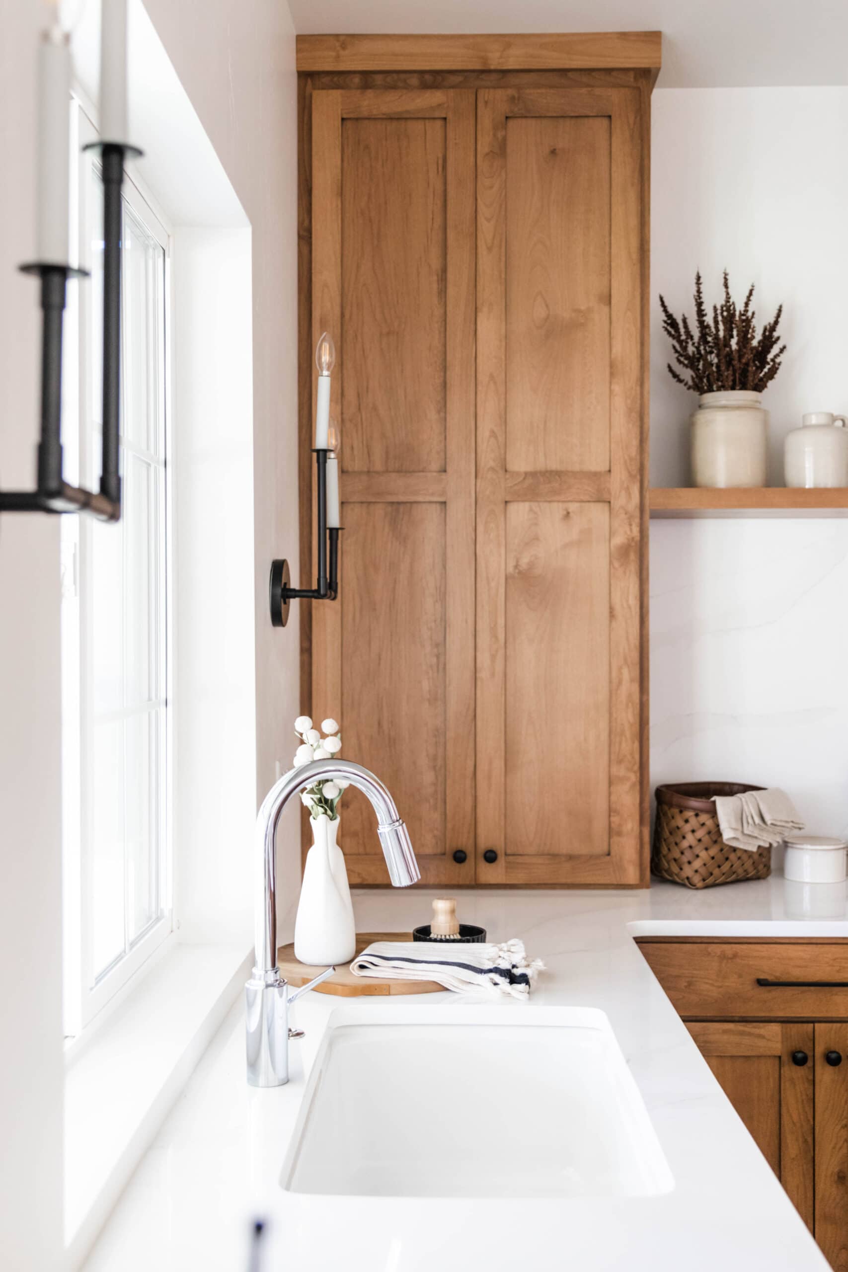How to Choose Kitchen Hardware - The Ultimate Guide | Meg & Co ...